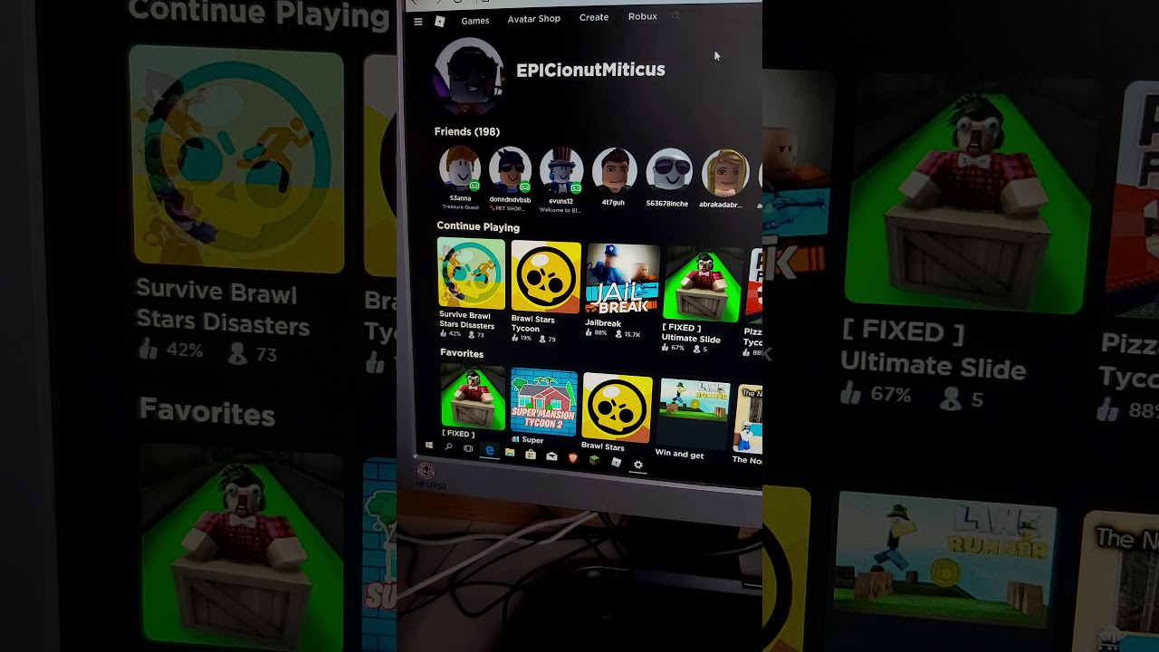 Mijn vriend speel roblox op welcome to bloxburg beta met 25 robux ...