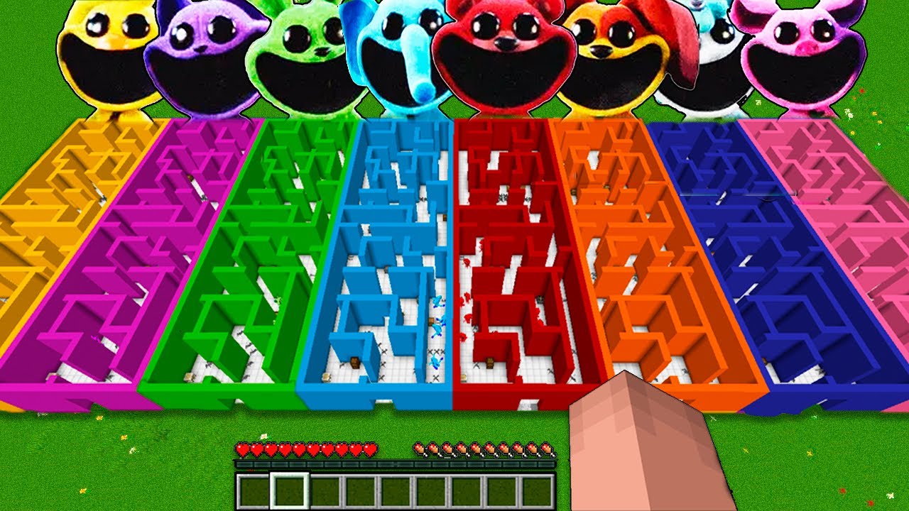 BIGGGEST MAZE SMILING CRITTERS in Minecraft Survival - YouTube