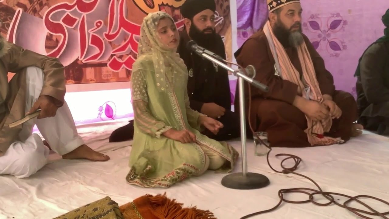 Naat by syeda Hadia Hashmi - YouTube