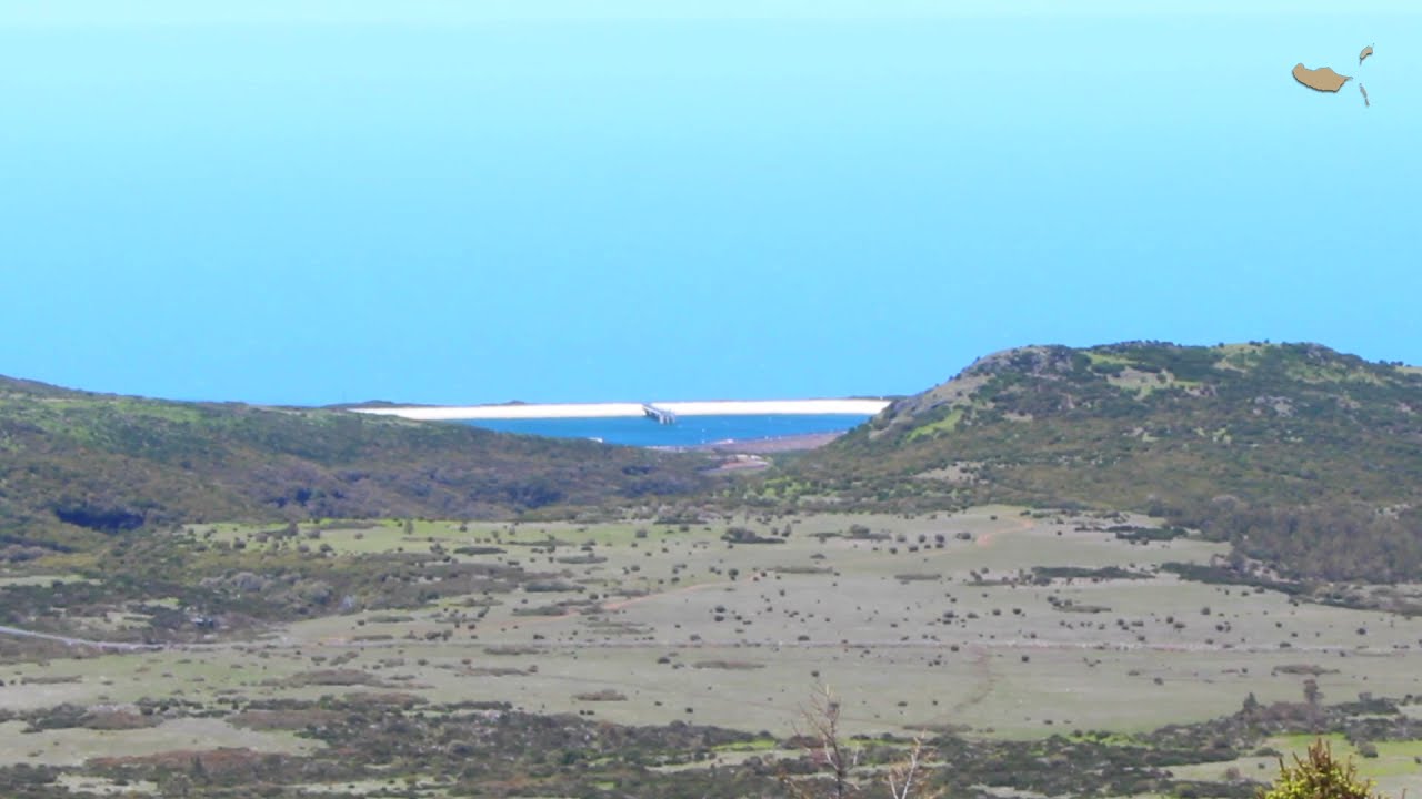 Paul da Serra Dam (Barragem do Pico da Urze / Lagoa do Paul da Serra ...