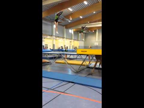 Trampolin Synchronspringen - YouTube