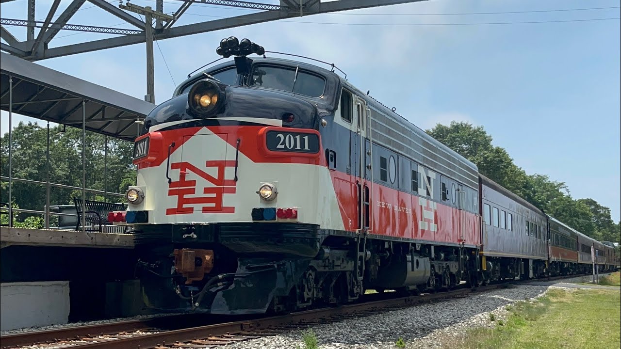 Cape Cod Luncheon Train Arrives and Departs Bourne! Ft. Cape Rail ...