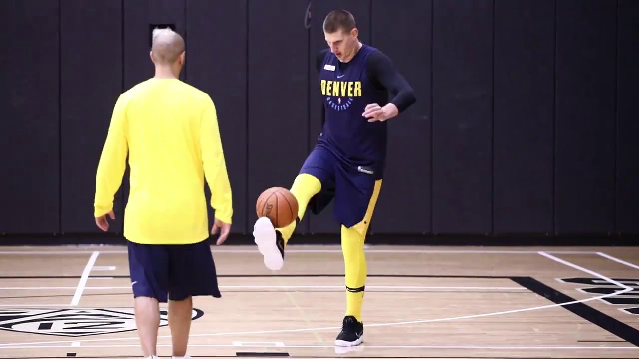 Nikola Jokic Showing SOCCER Skills on Practice - YouTube