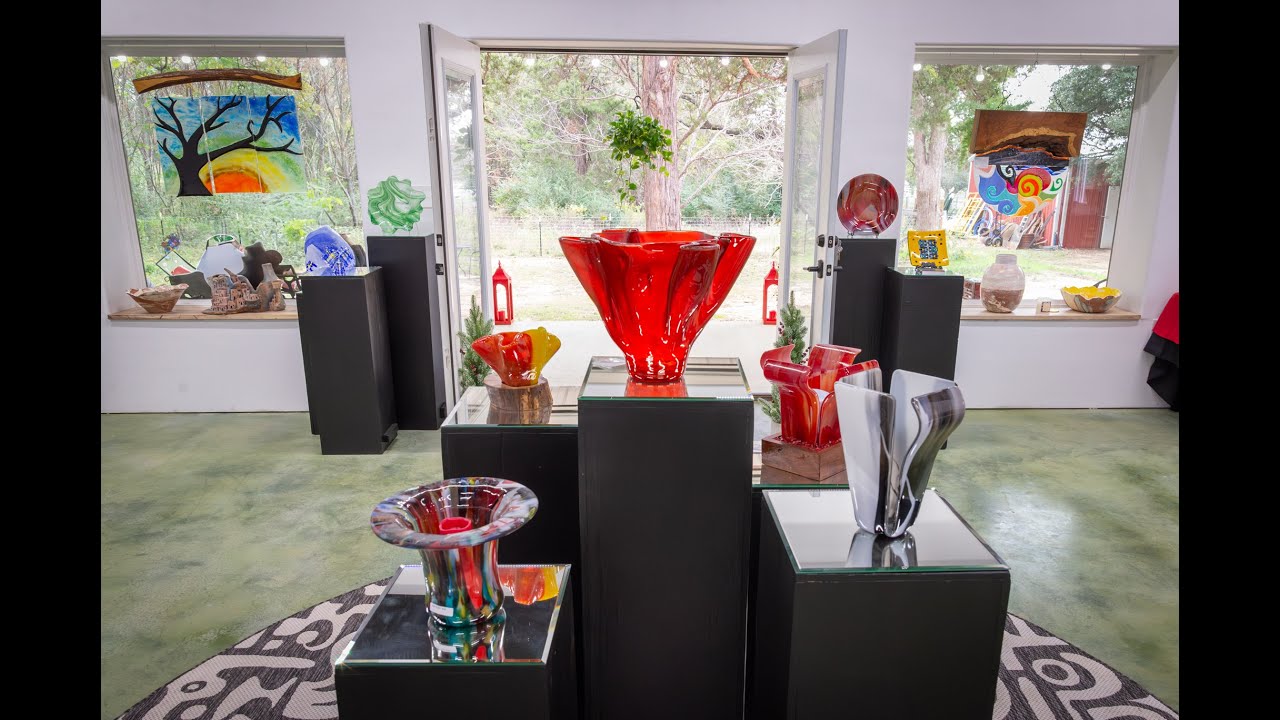 Studio J Glass Art - Lindale TX - YouTube