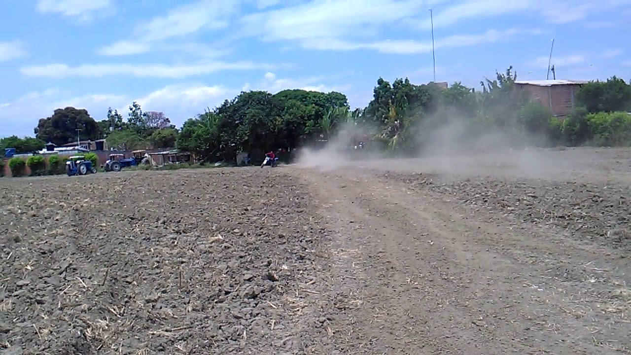 ENDUROCROSS KTM 250 & GILERA APACHE 125 - YouTube