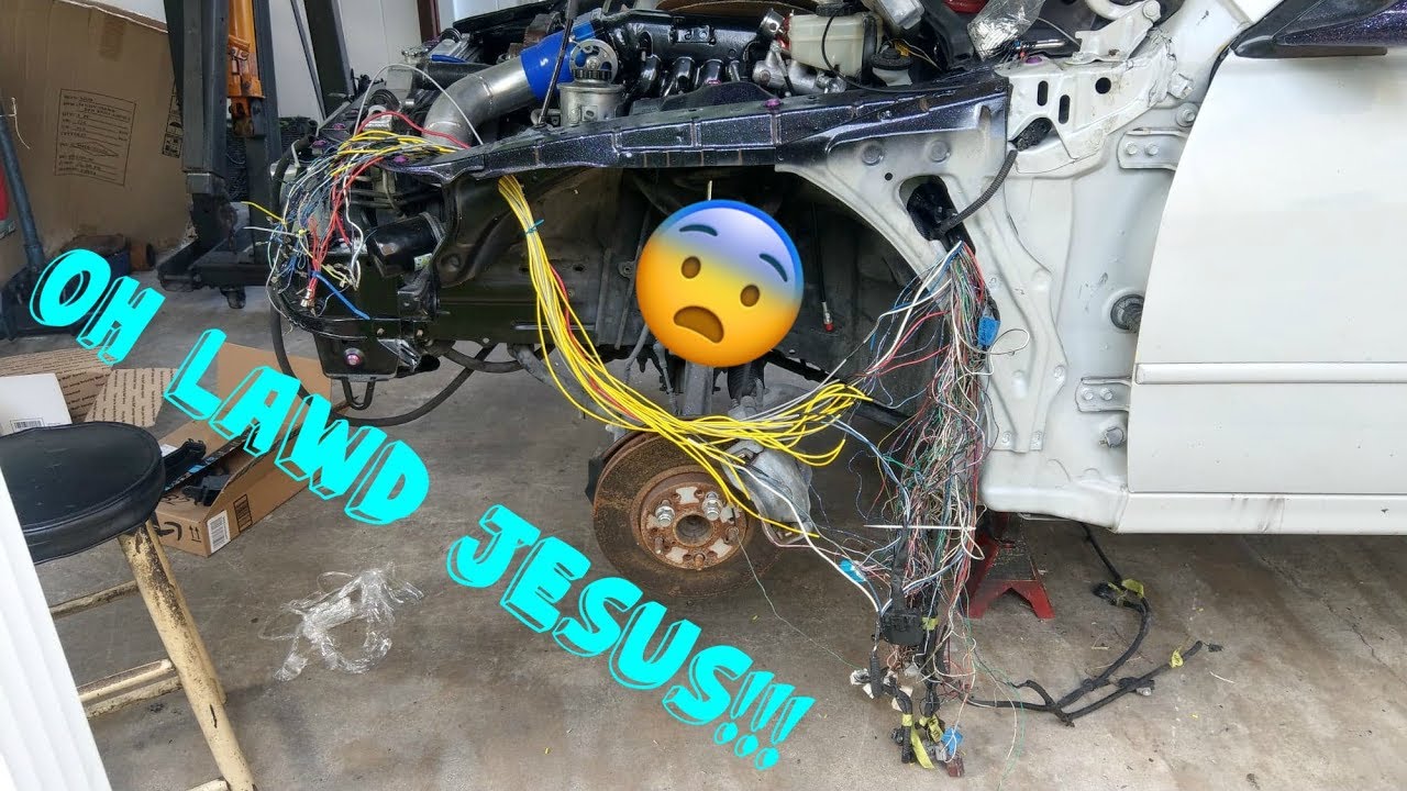 IS300 wire tuck, part 4 - YouTube