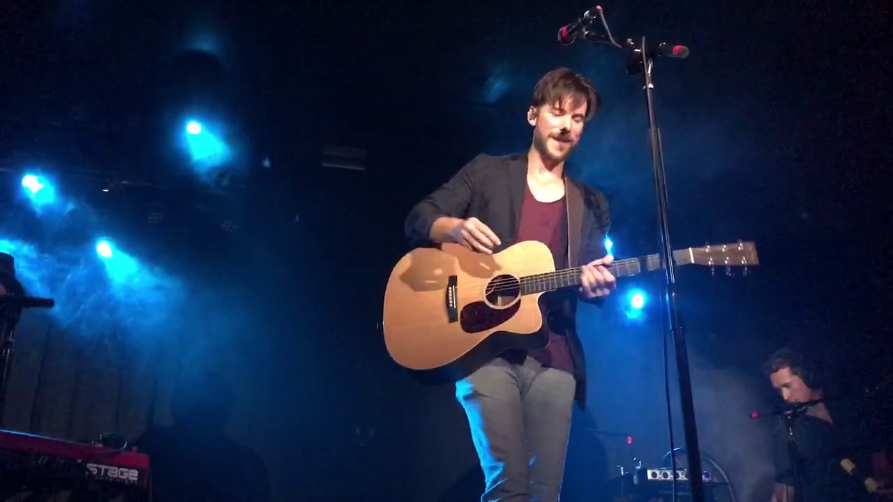 Troy Baker live with Window to the Abbey at Dante's "The Promise ...