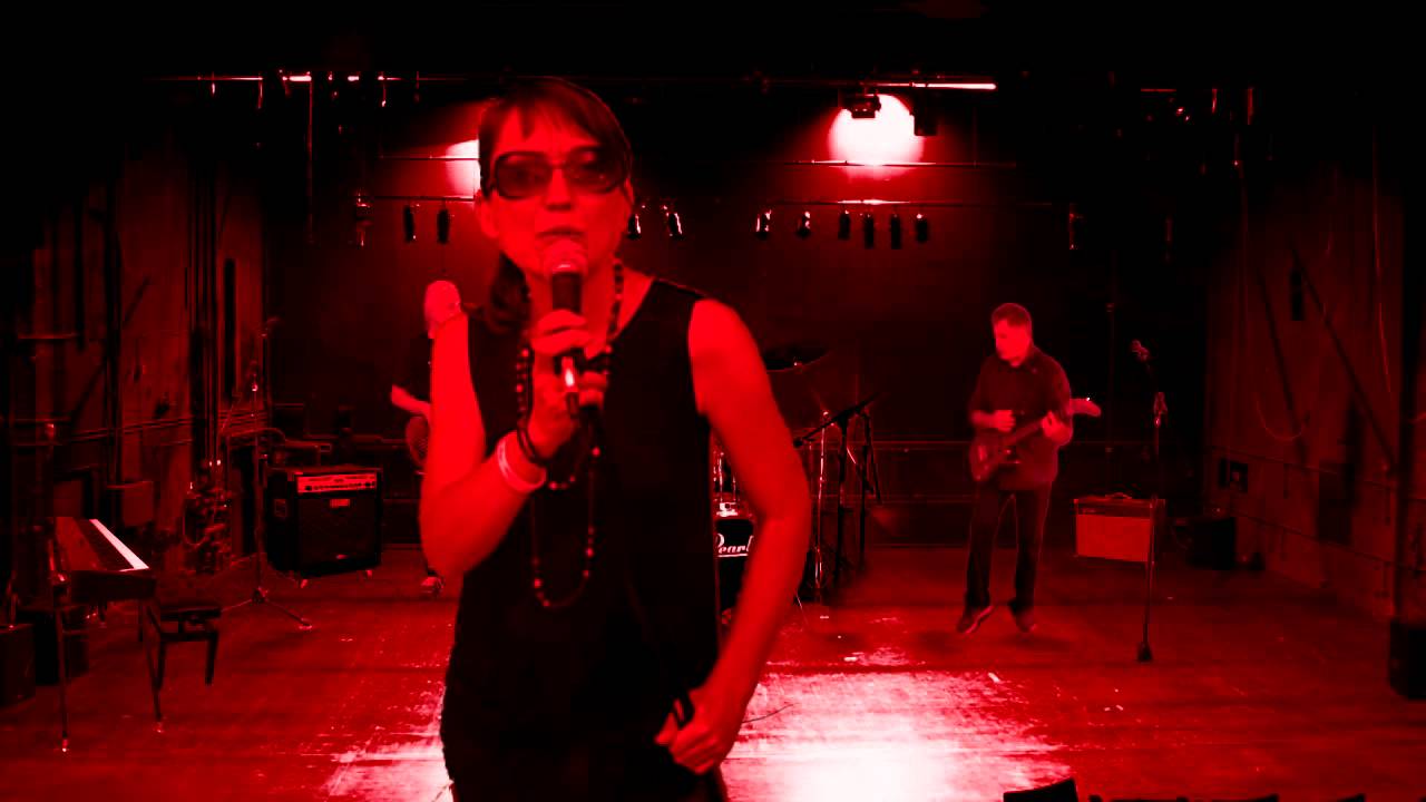 Need Your Loving Tonight / Queen - The Diamonds (cover) - YouTube