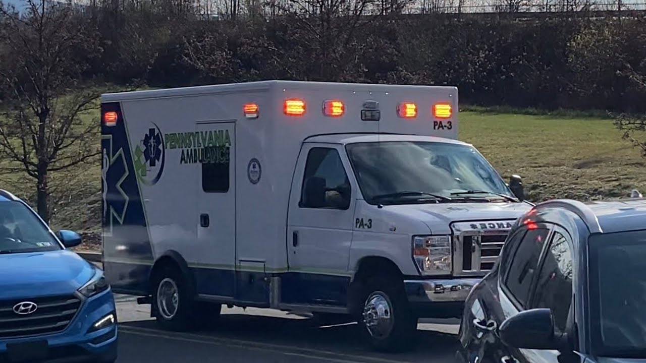 Pennsylvania Ambulance Penn 3 Responding. *Horn* - YouTube