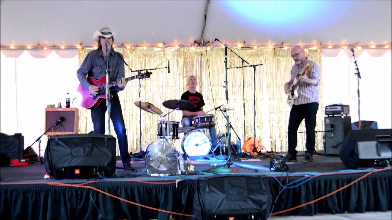 Buddy Flett with "Statesboro Blues", Oct 10, 2015 - YouTube