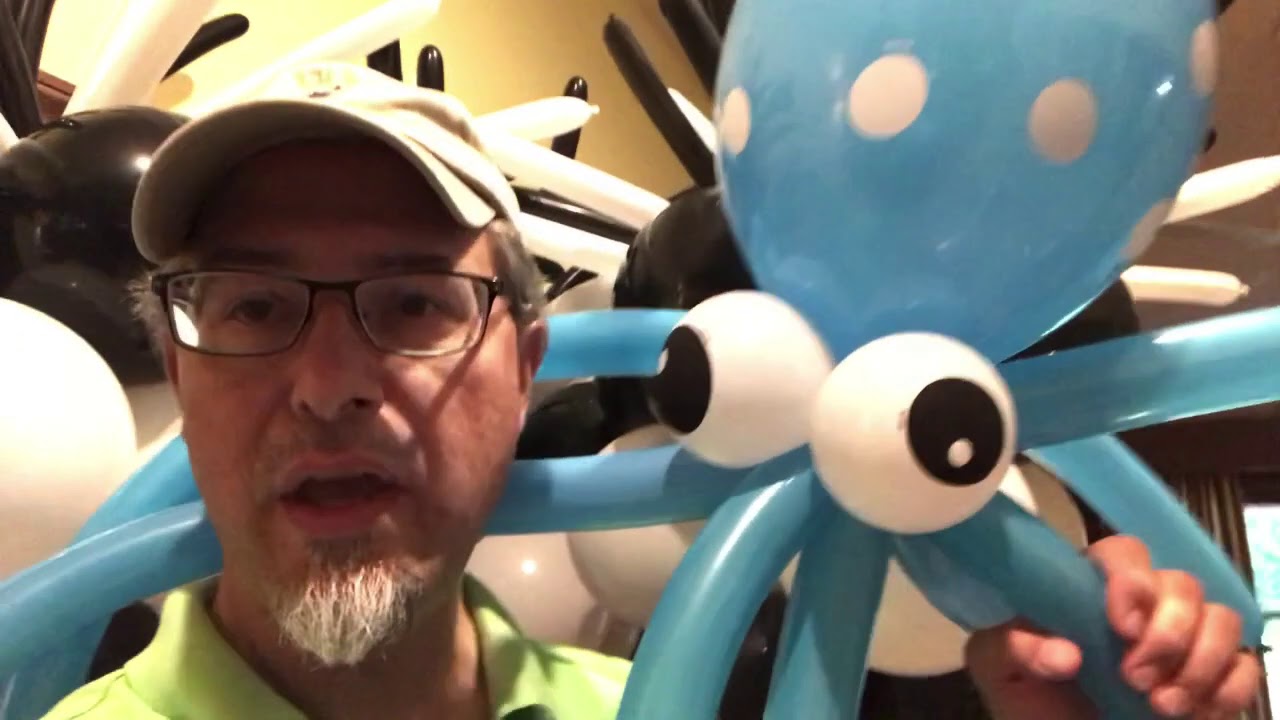 Twisting Balloon Animals Engineering Winners - YouTube