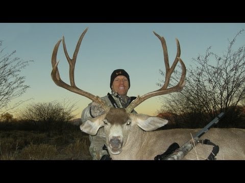 Spook Spann 32" Wide Mule Deer in Mexico - YouTube