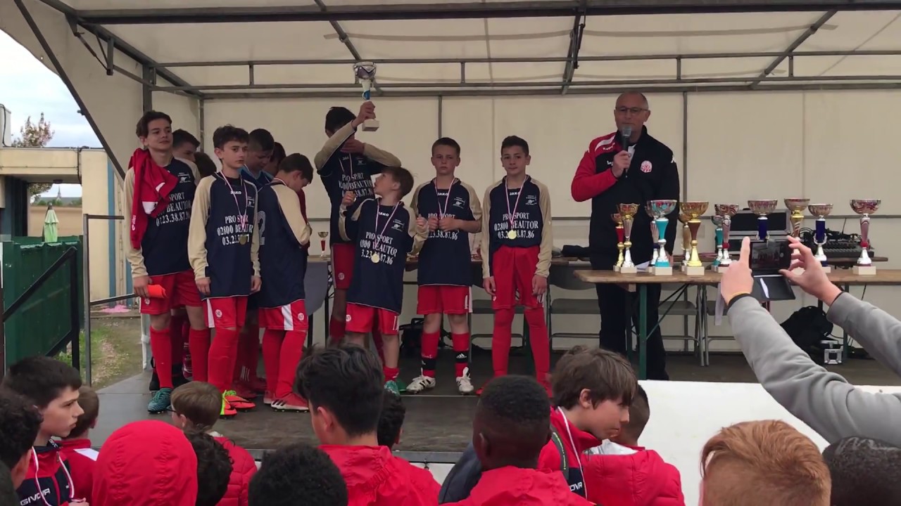 Tournoi des Petits As : remise des récompenses à l'Arsenal Club U13 ...