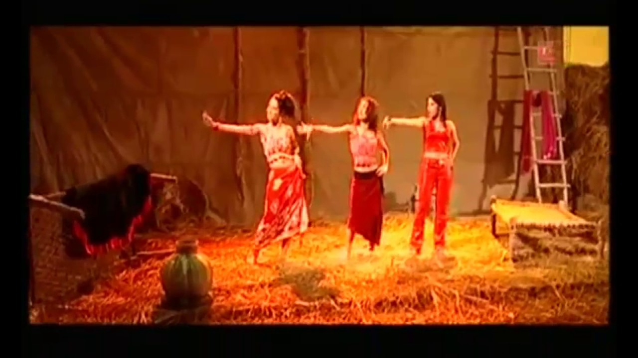 Kaise Bani Kaise Bani Lyrics : Don't miss out on what your friends are ...