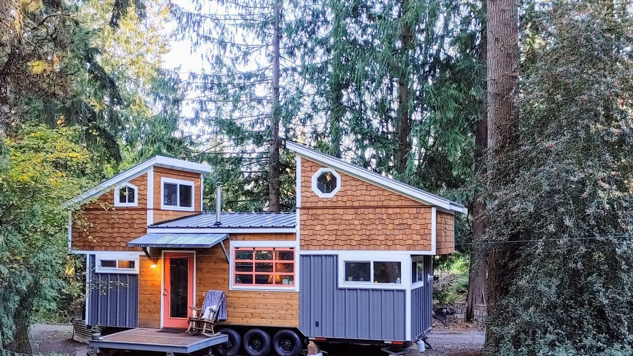 Gorgeous Tiny Mansion with Pop Up Roofs - YouTube