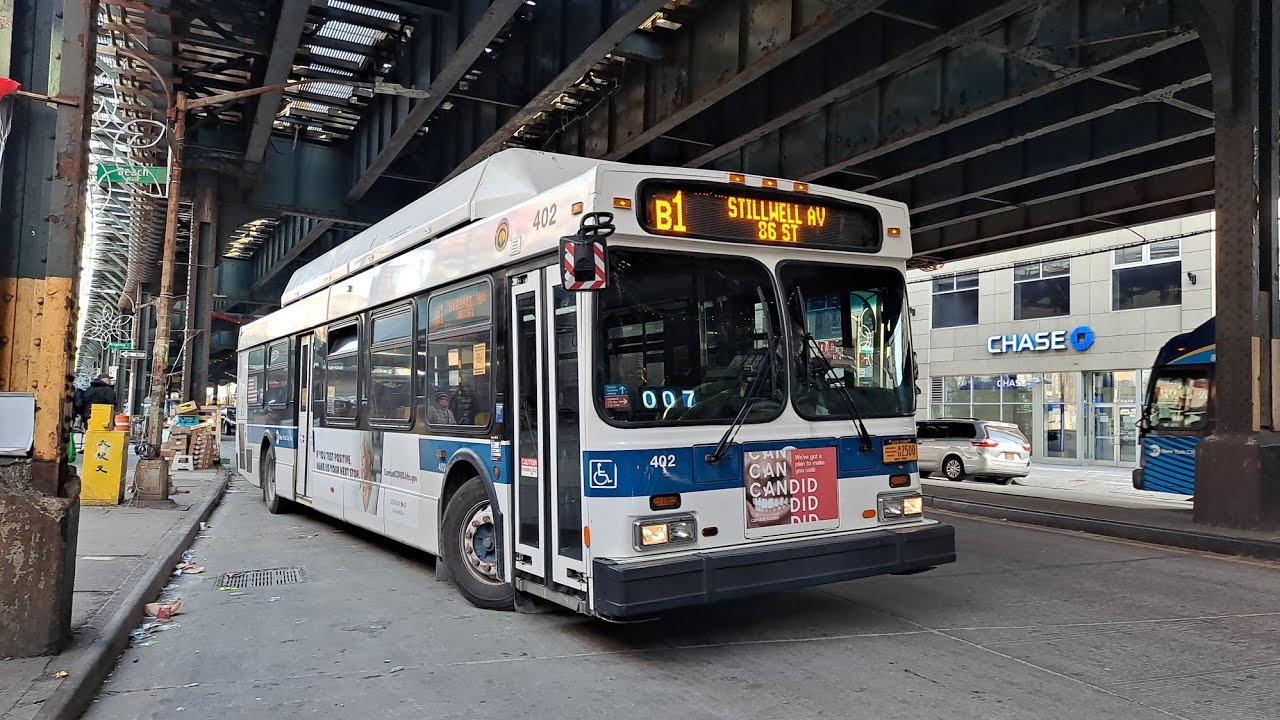 MTA NYCT Bus: 2011 New Flyer C40LF #402 on the B1 - YouTube
