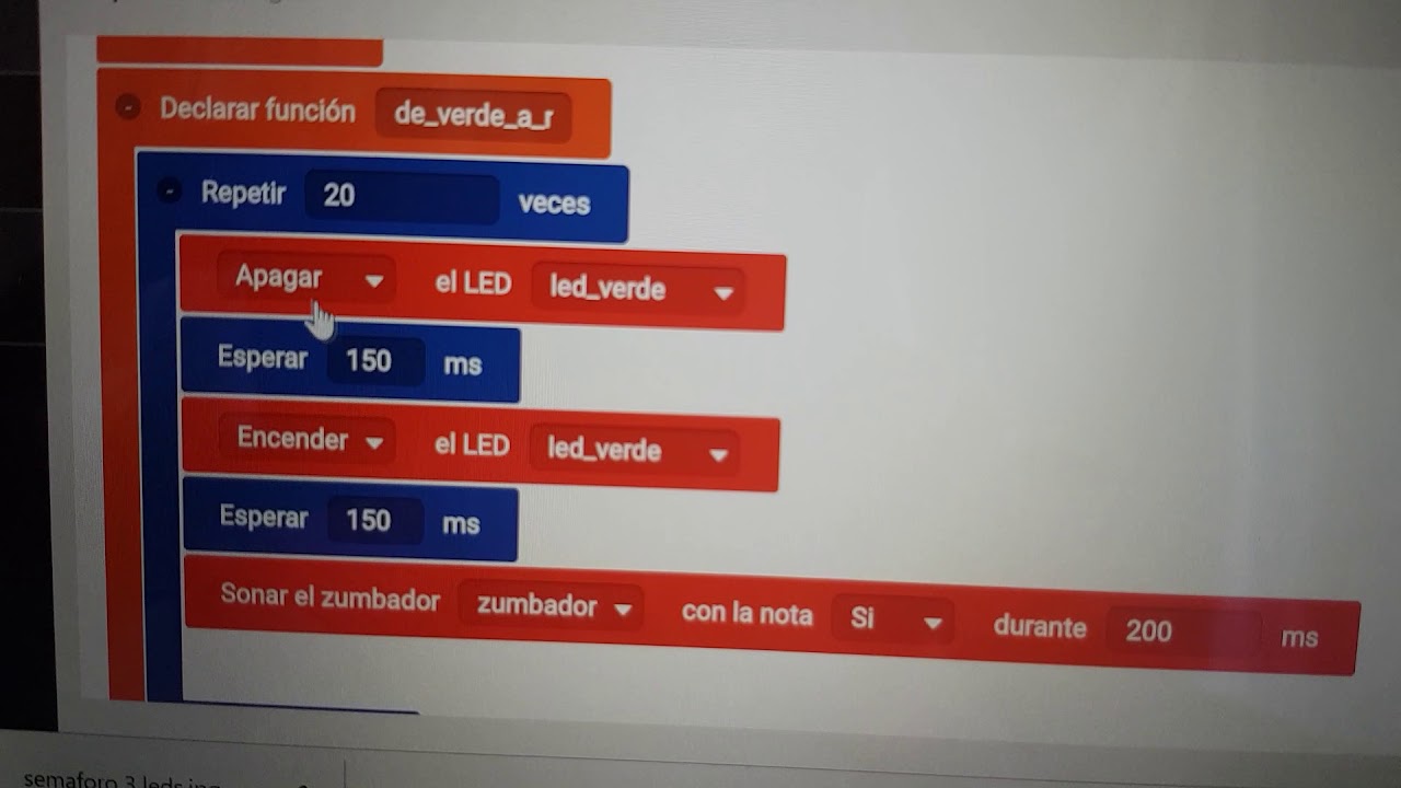Semaforo con pulsador en bitbloq(1) - YouTube