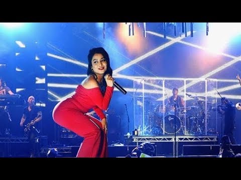 Neha kakkar live performance - YouTube