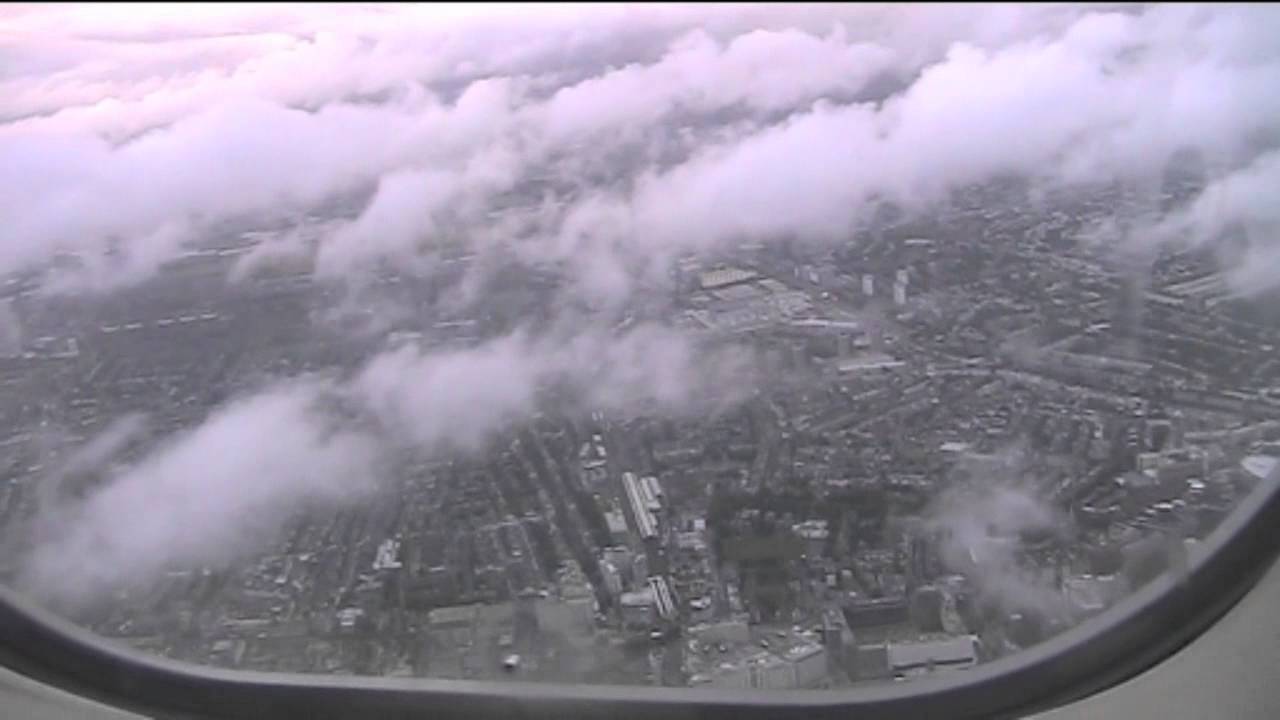 Approach and Landing with a Boeing 747-400 - BA212 BOS-LHR Boston ...