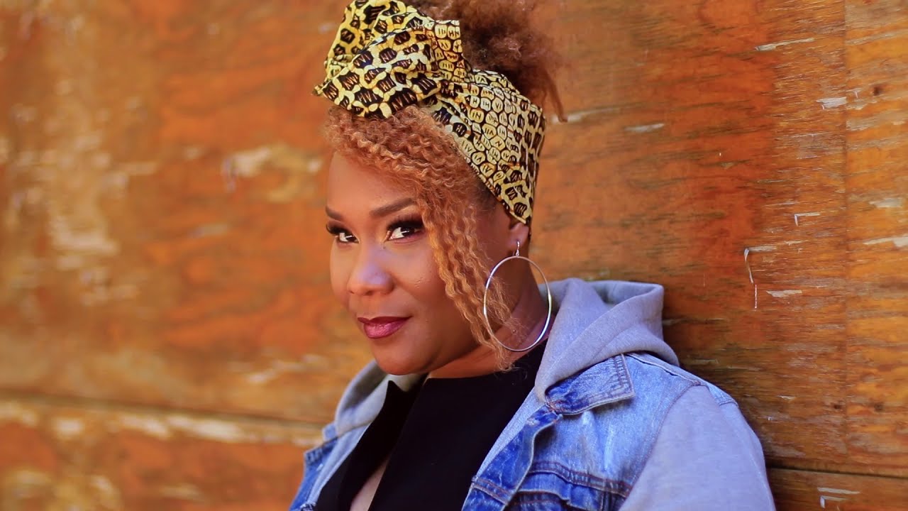 Ngrid - Manman Chéri (Clip Officiel) - YouTube