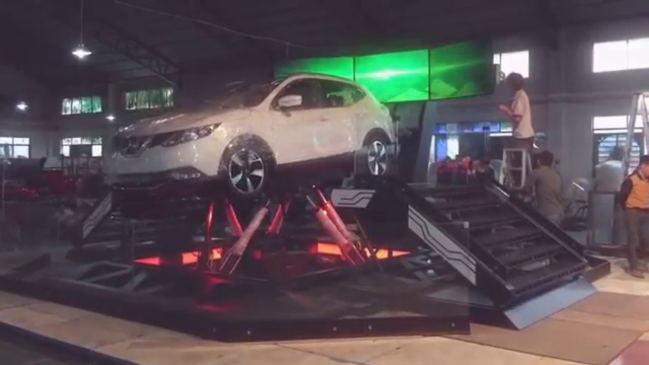 our 6dof vr simulator for nissan 2015 car show - YouTube