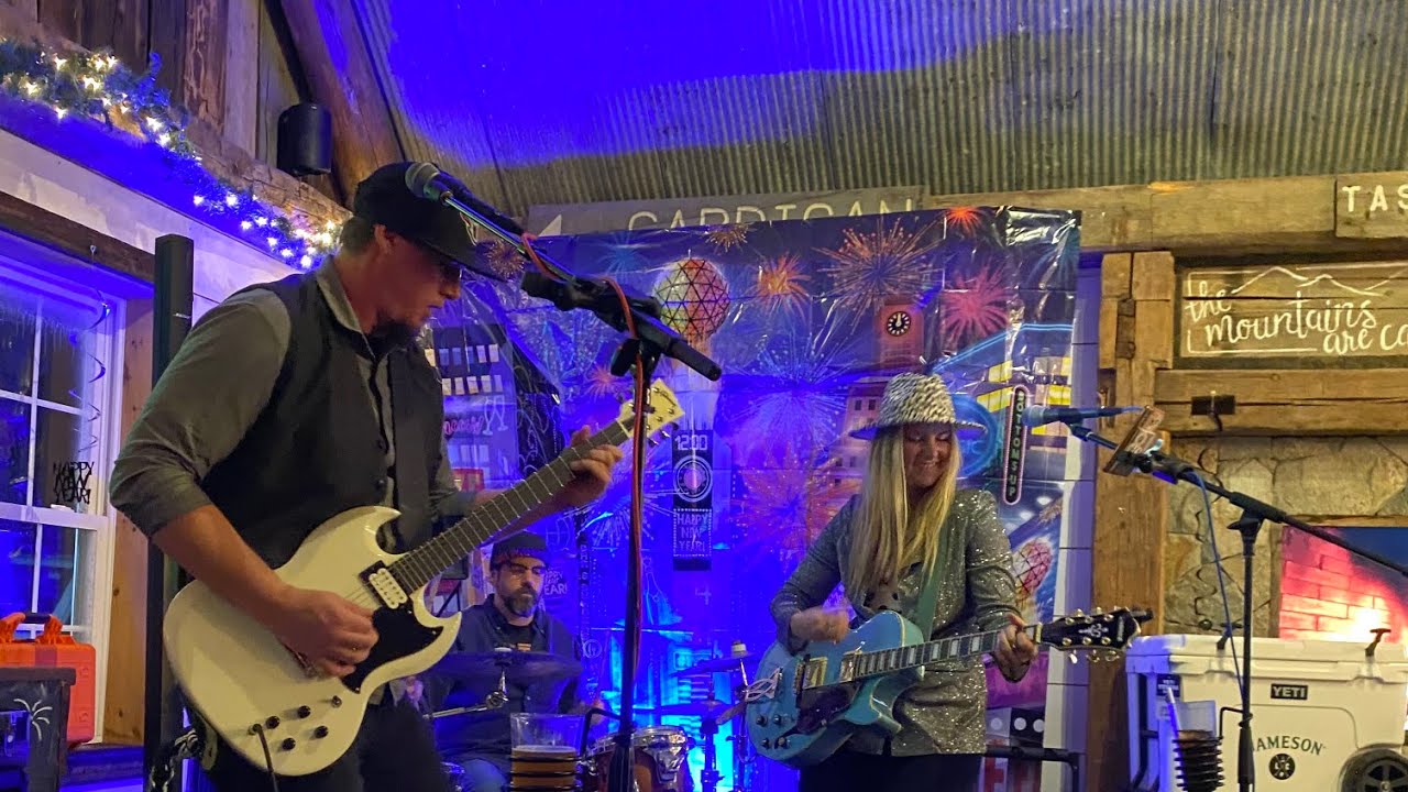 Midnight Rider - RDR Cover (NYE @ The Last Chair, Plymouth, NH) - YouTube