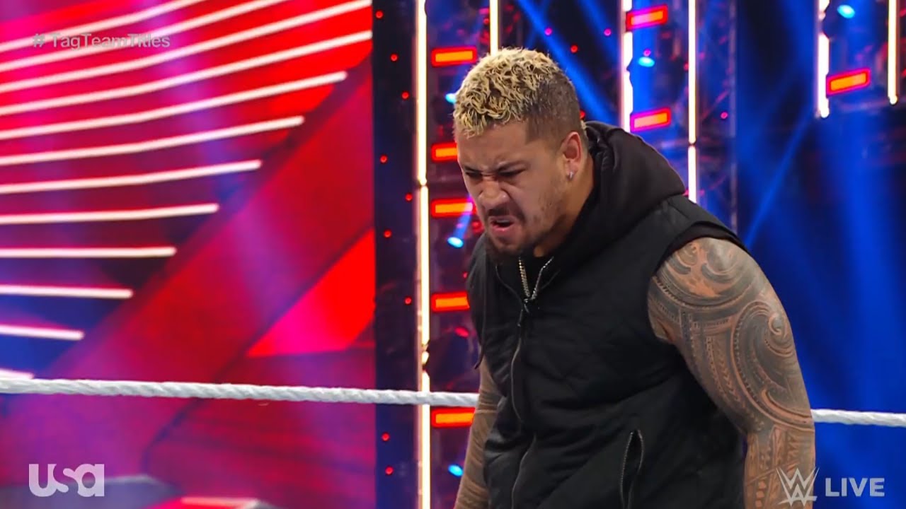 Solo Sikoa brutally attacks Matt Riddle - WWE RAW 12/5/2022 - YouTube