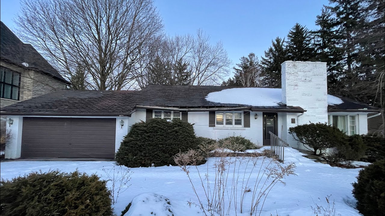 Abandoned 1950's House UNTOUCHED For 20 Years - YouTube