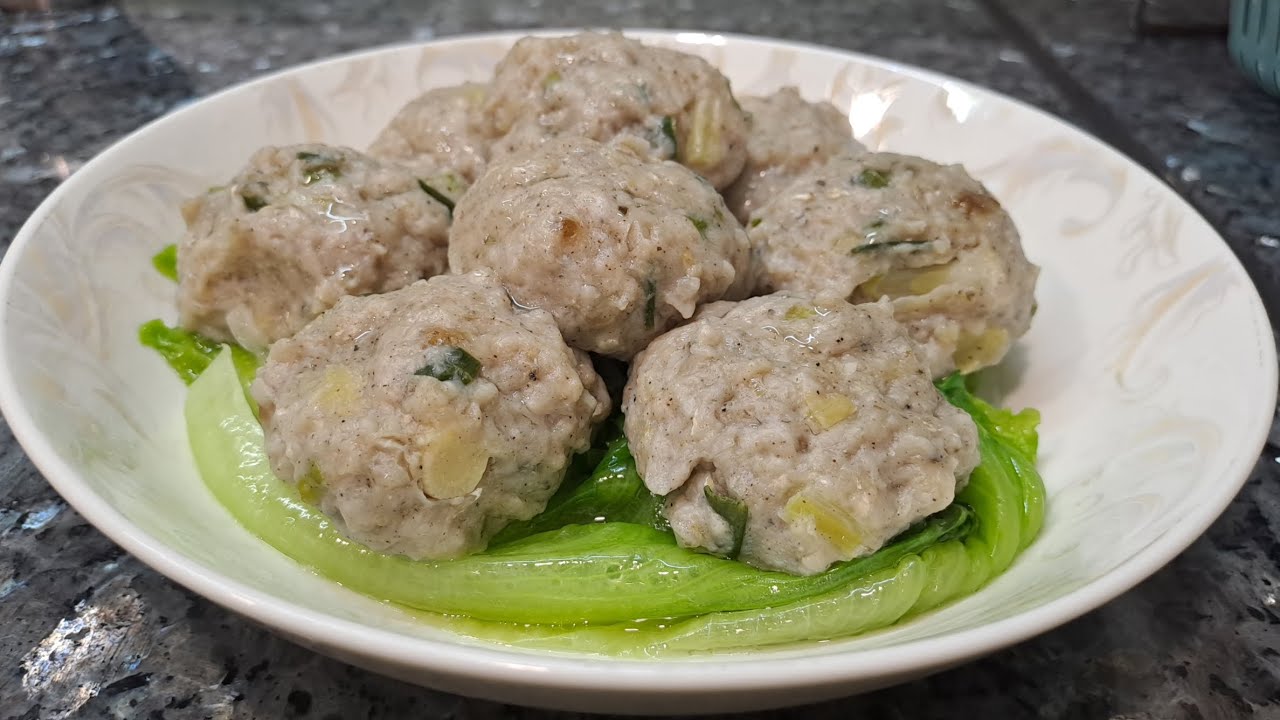 Cara memasak selada rebus daging ikan ala hongkong @LeillyChannel - YouTube