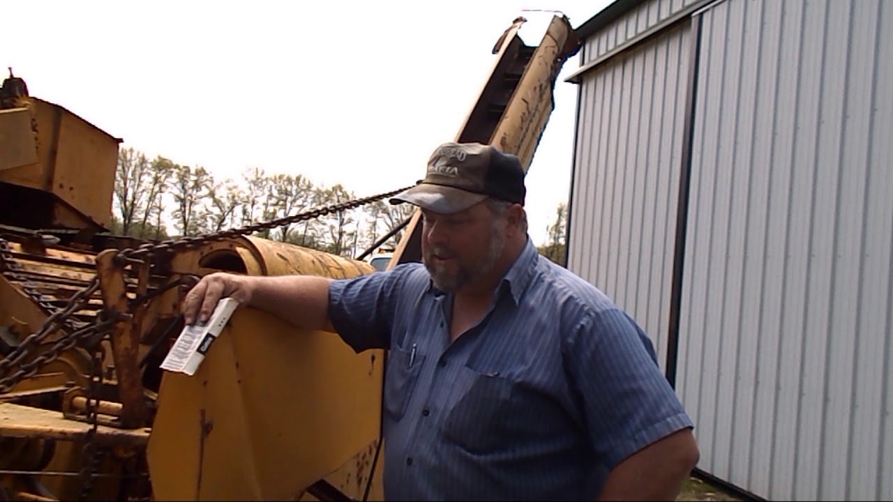 Rain and New Belts for the MM H350 Corn Picker - YouTube