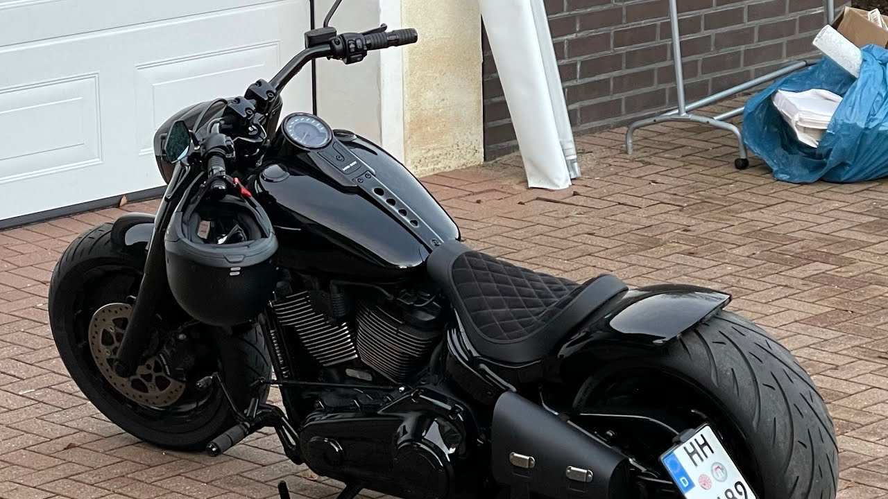 Harley Davidson Fat Boy Custom Bike - YouTube