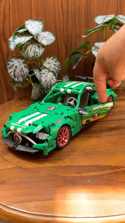 The Most Satisfying LEGO build ever. - YouTube