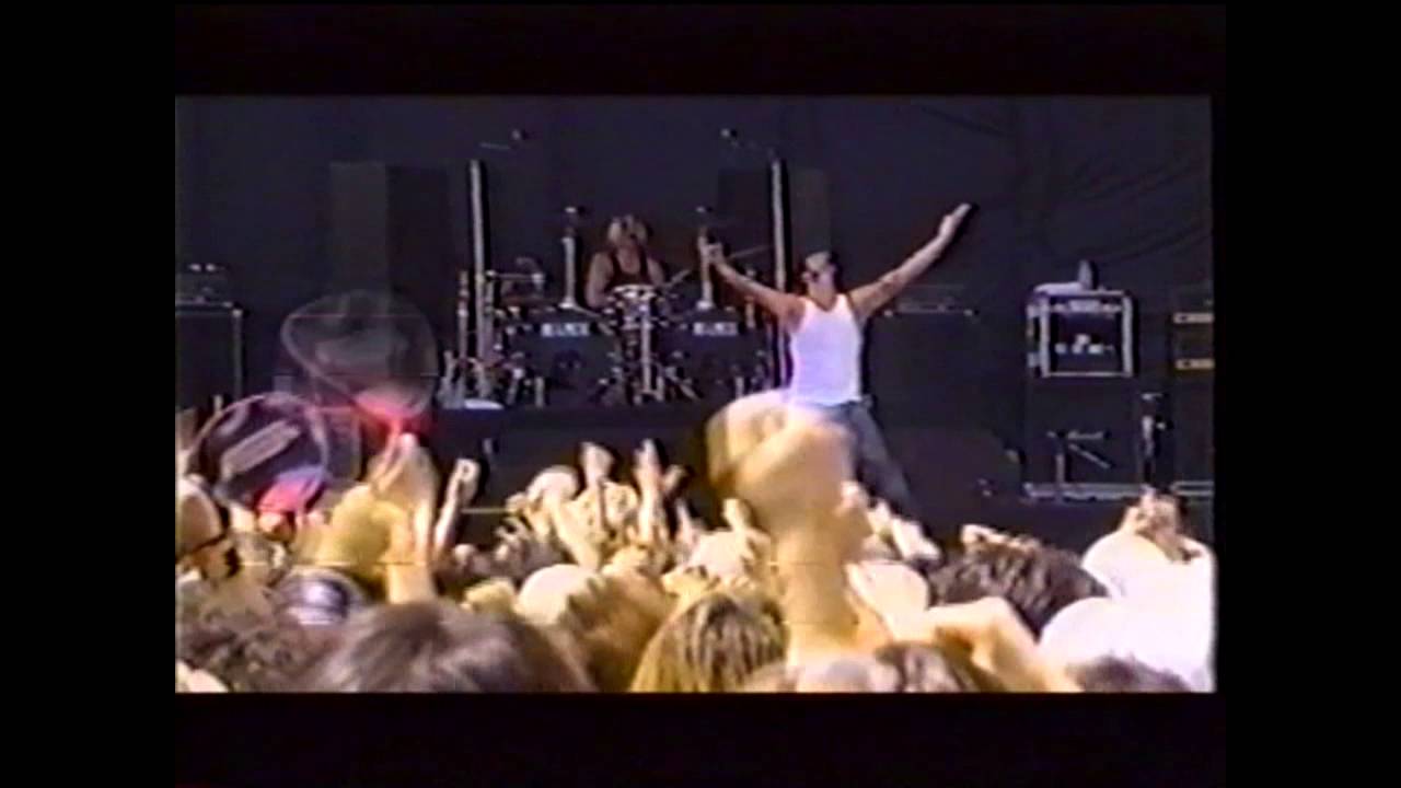 Skrape live in Tokyo Japan - August 19, 2001 - YouTube
