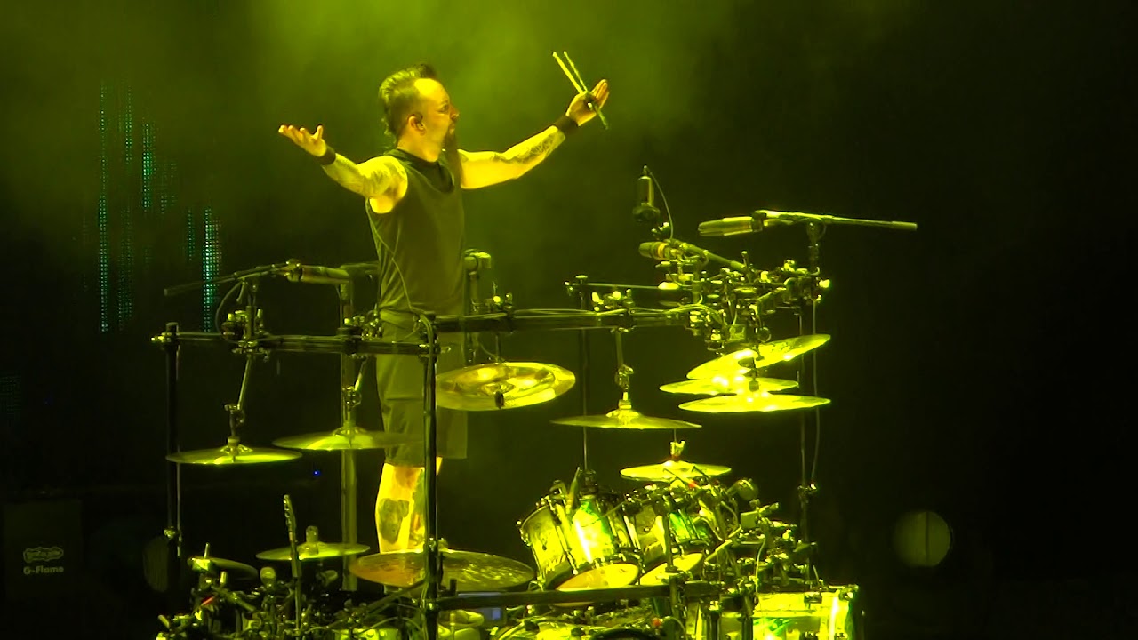 Disturbed Live 2019 🡆 Bass/Drum Solo ⬘ The Game 🡄 1/28 - Houston, TX ...