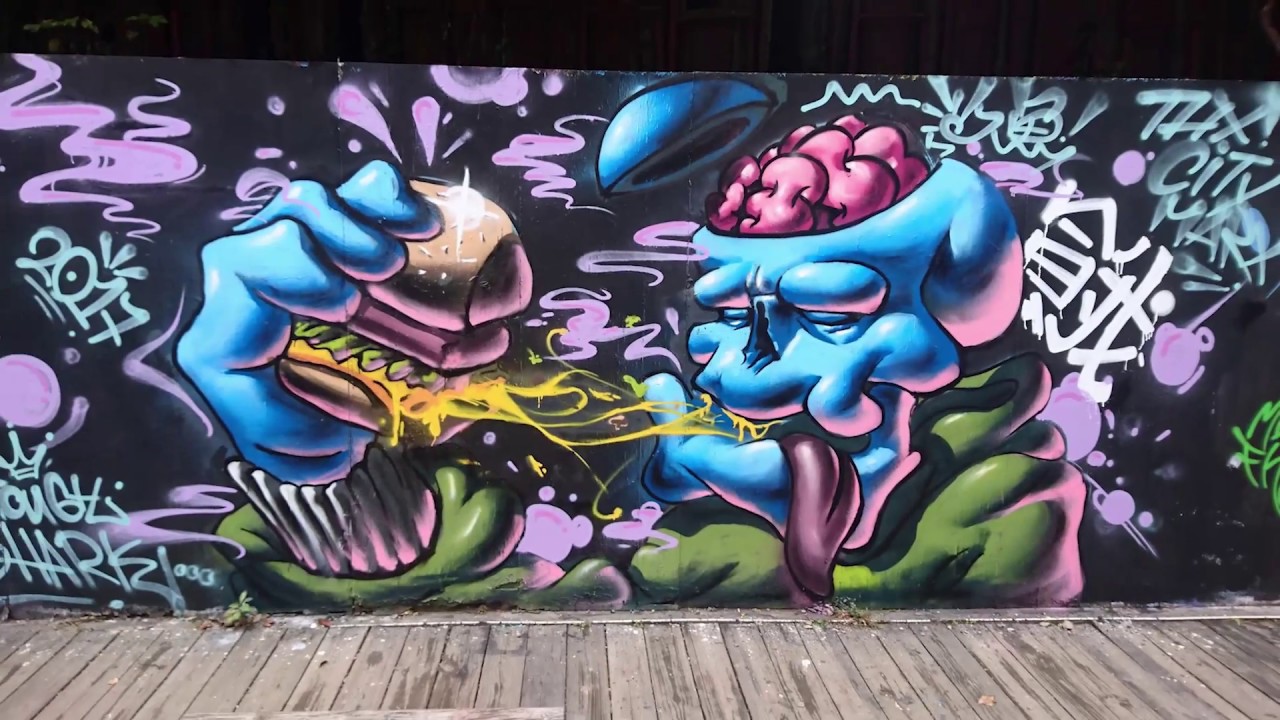 Graffiti in Simon Movie Park - Tough Shark - YouTube