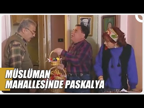 Paskalya Güzel de Tavuklara Çok Acıyorum - Bizimkiler