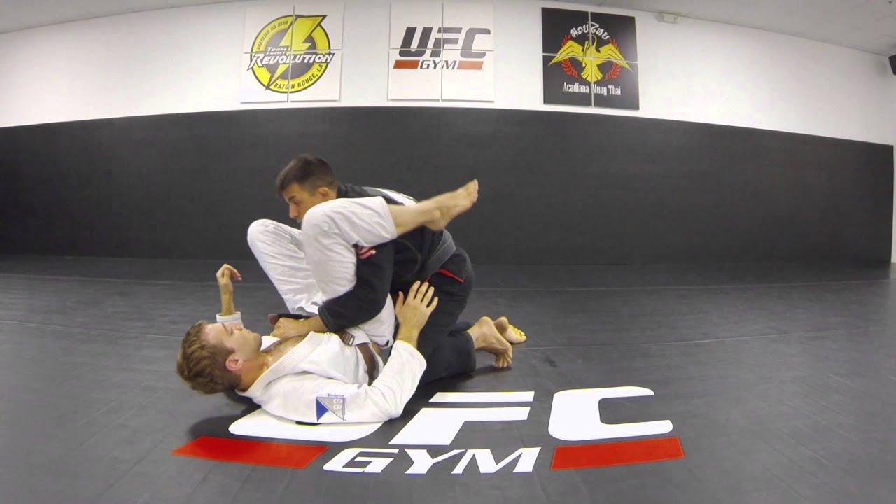 Two back takes from the double under pass - YouTube