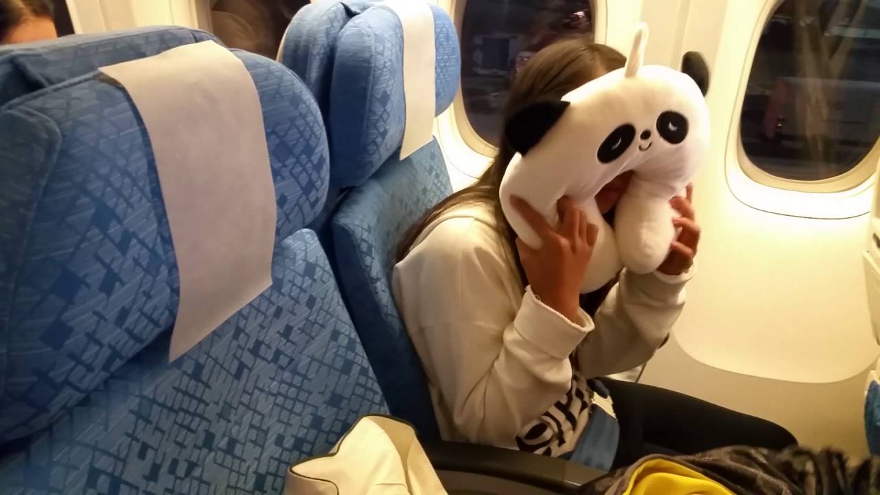 Cathay Pacific CX881 - YouTube