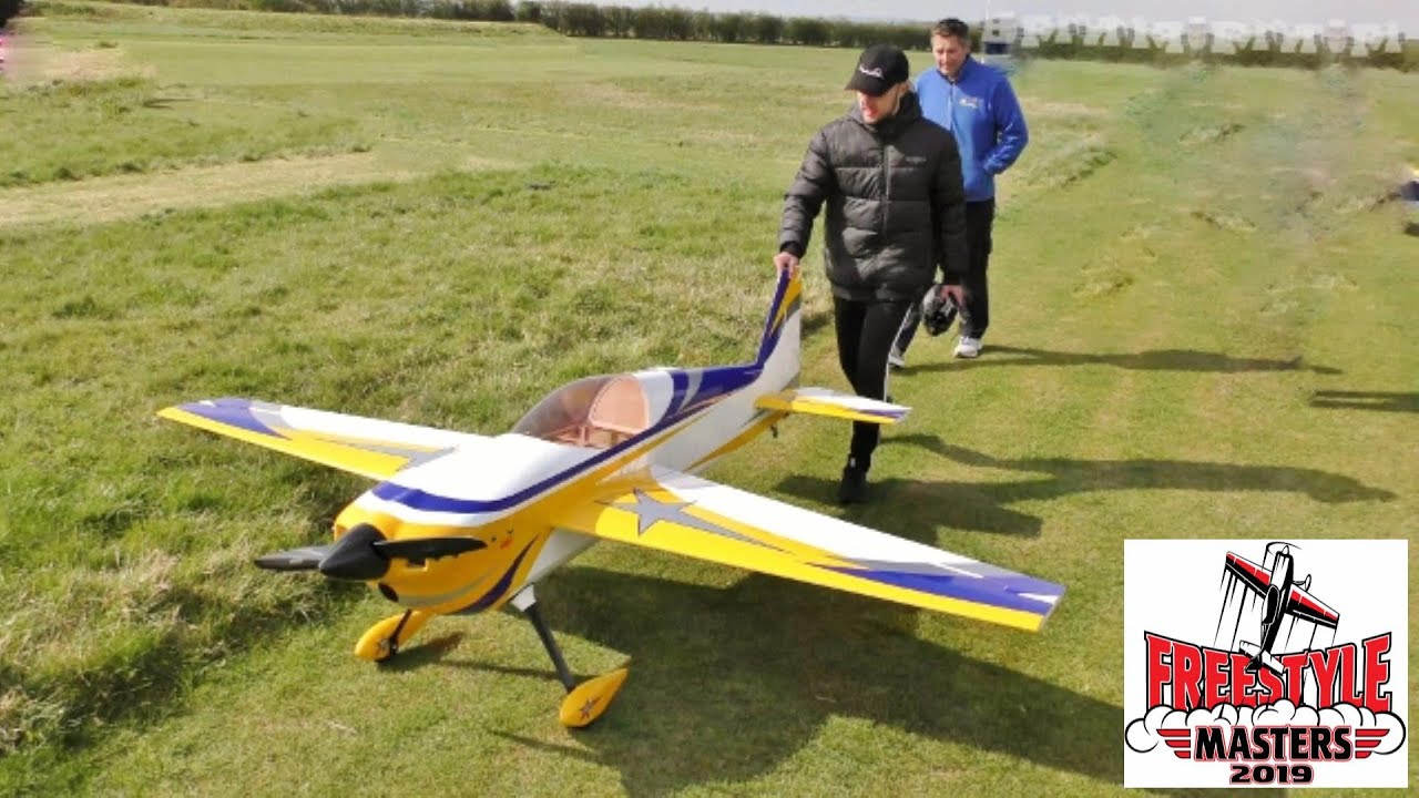 FSM UK - ADAM JOHNSONS SECOND FLIGHT # 2 - 2019 - YouTube