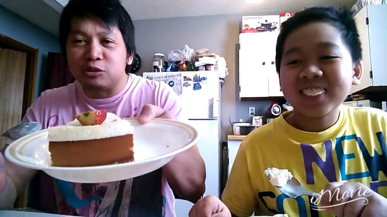 Eating cheese cake - YouTube
