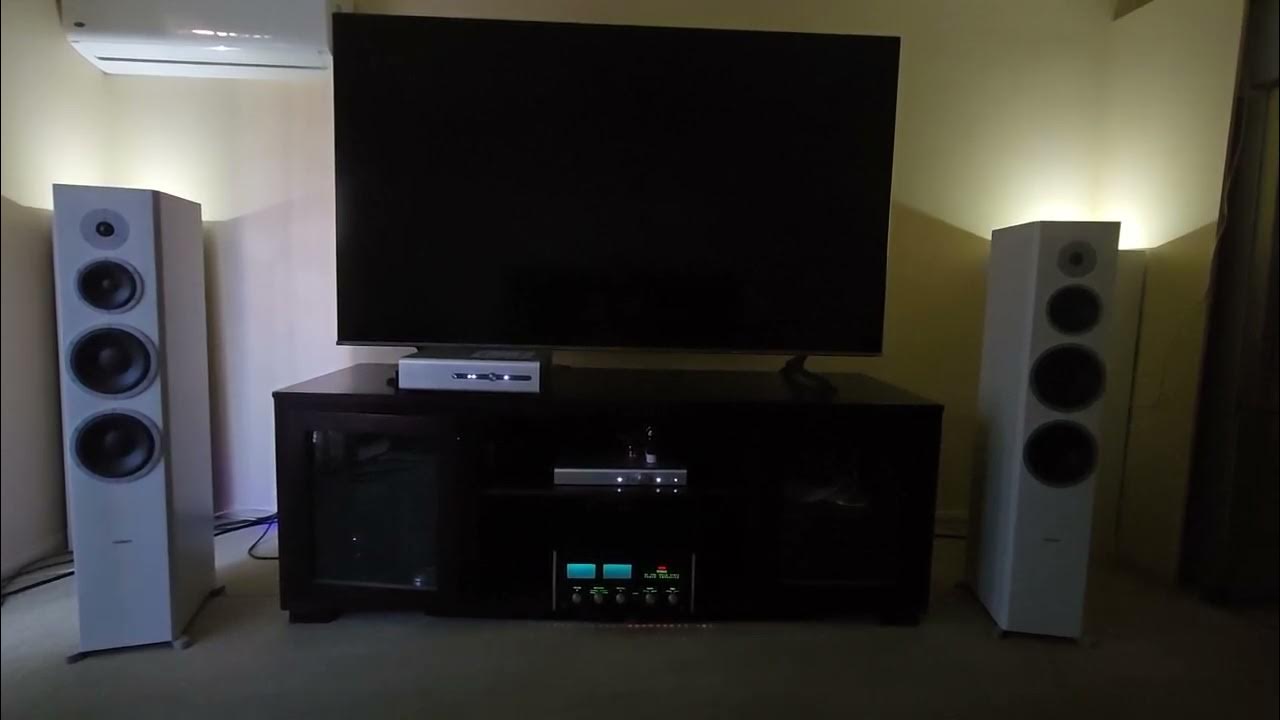 McIntosh MC 2105, Dynaudio Excite X44, Schiit Yggdrasil, Schiit Freya, Roon, Hisense - YouTube