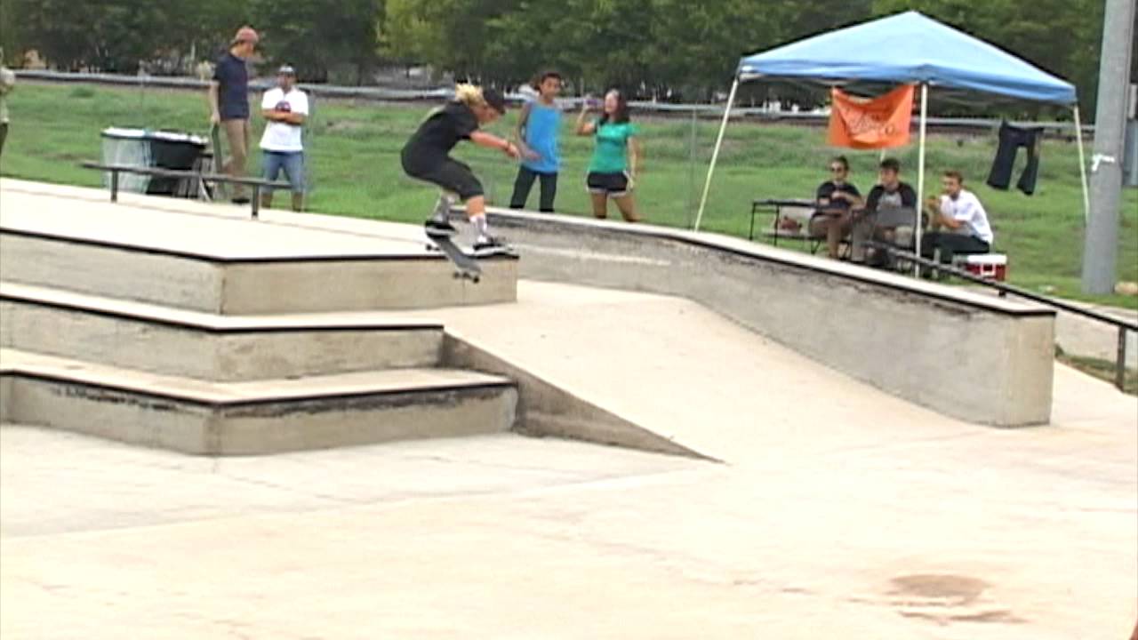 11th ANNUAL JONATHAN BRODERICK SKATE COMP 2014 - YouTube