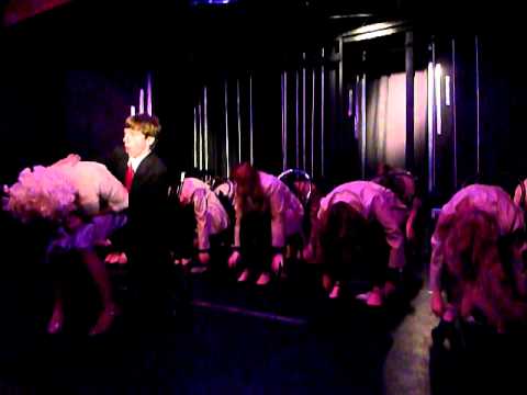 Chicago: We Both Reached For the Gun (Cast B) - YouTube