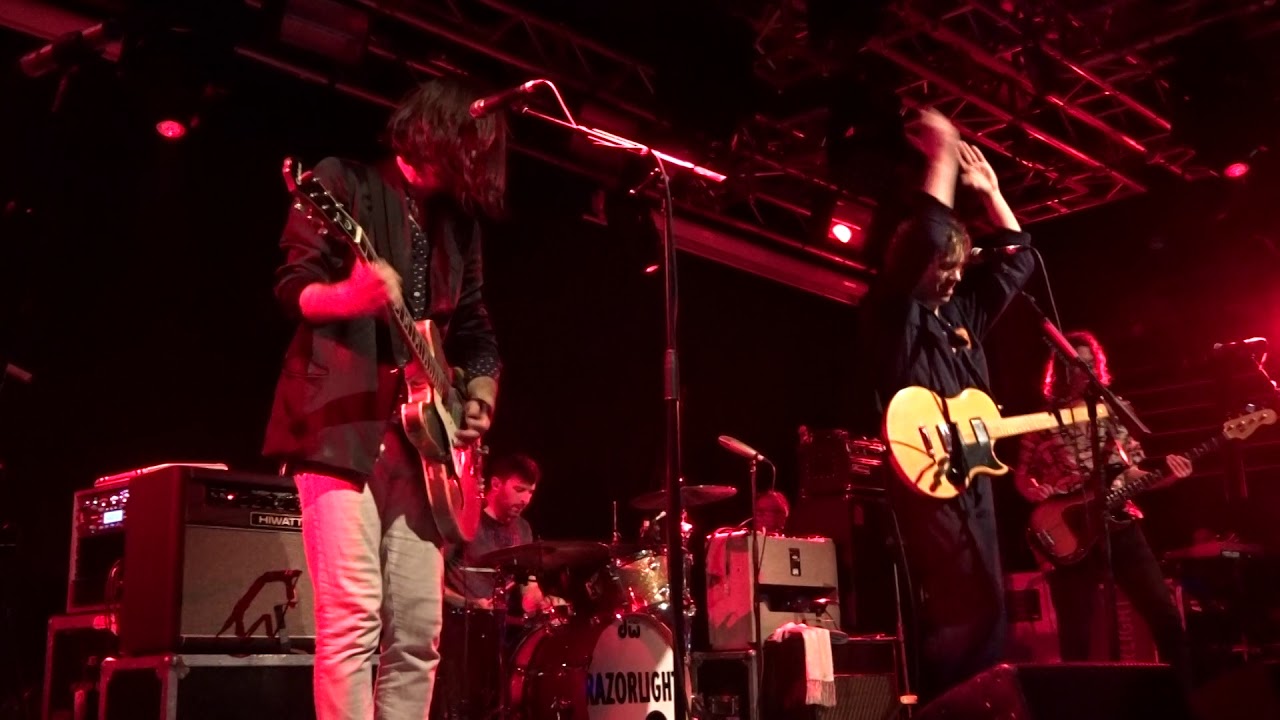 Razorlight - Before I Fall To Pieces live in Edinburgh - YouTube