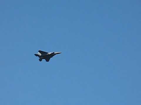 F-15 Fly Over - YouTube