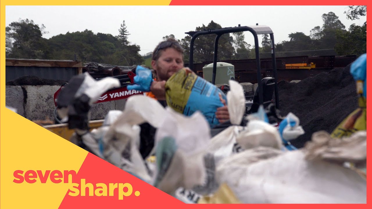 South Auckland’s sandbag guy and all-round good sort! - YouTube