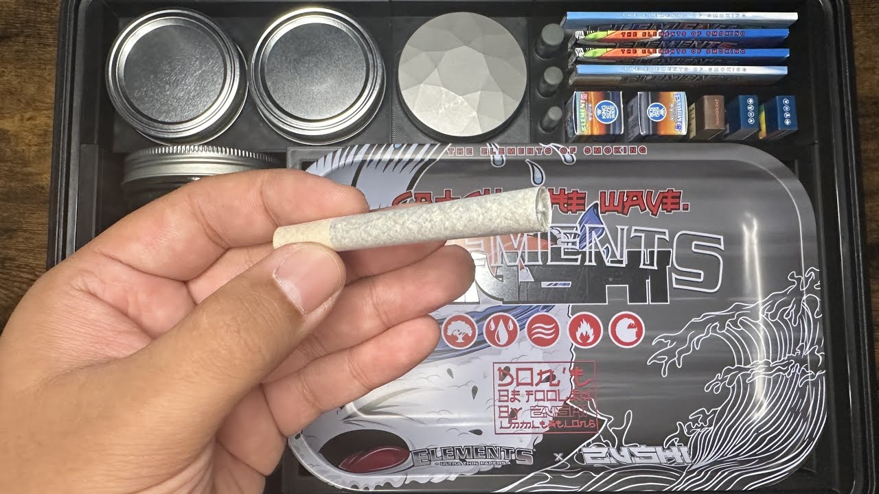 How to Roll a 1 Gram Joint (Even If You’ve Never Rolled Before) - YouTube