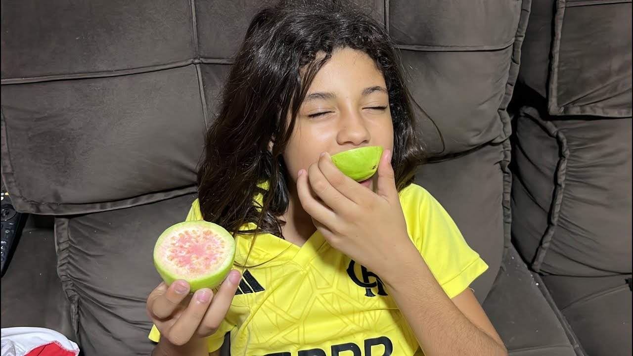 SABRINA SALES está ao vivo!- SABRINA SALES is live! - YouTube