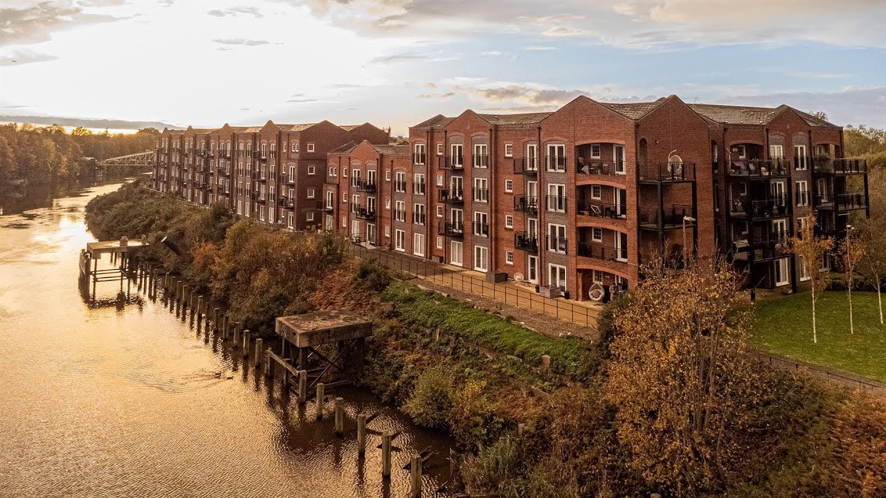 Lulworth Place, Warrington, WA4 6FG I Video Tour - YouTube