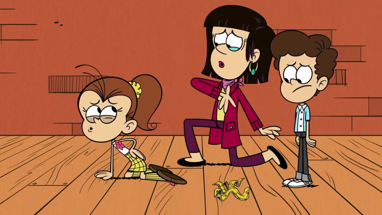 Luan pretending to be in pain for 10 minutes - YouTube